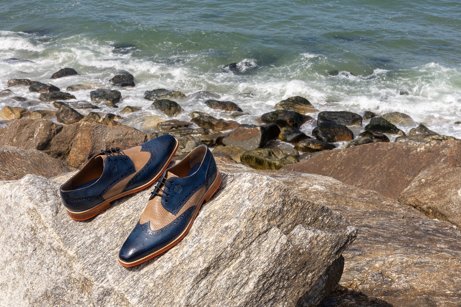 Martin collection | Melvin & Hamilton