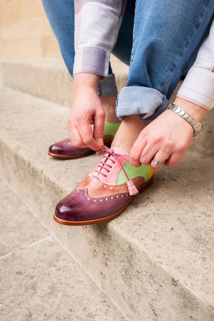 Must-have pairs of shoes to wear with your tights – Melvin & Hamilton